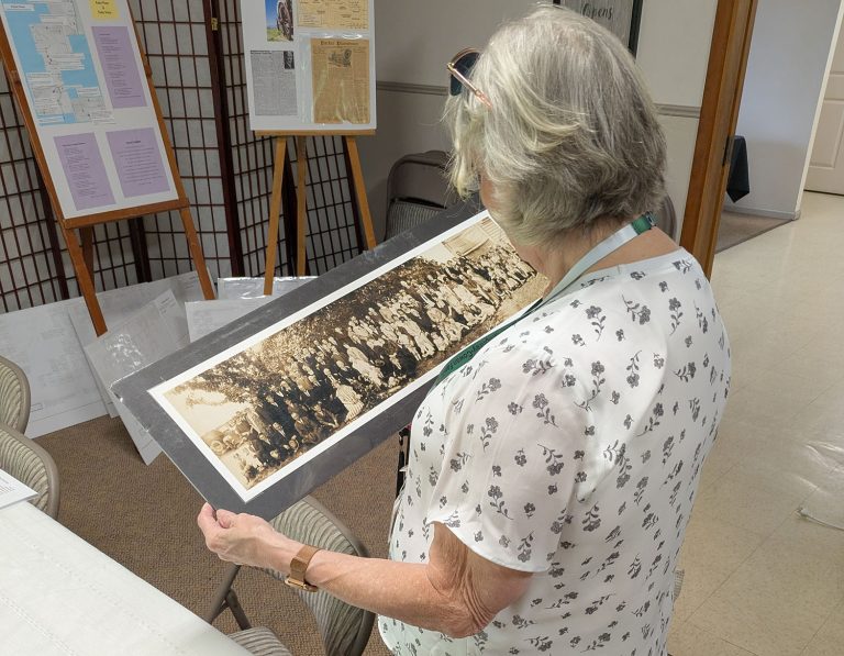 Oregon pioneer descendants celebrate 100th anniversary of family ...