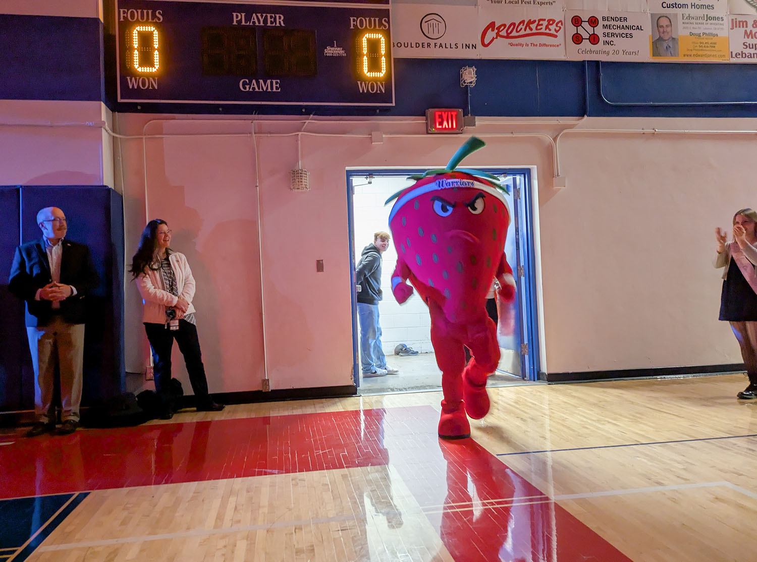 New mascot fruitful addition to school spirit - Lebanon Local