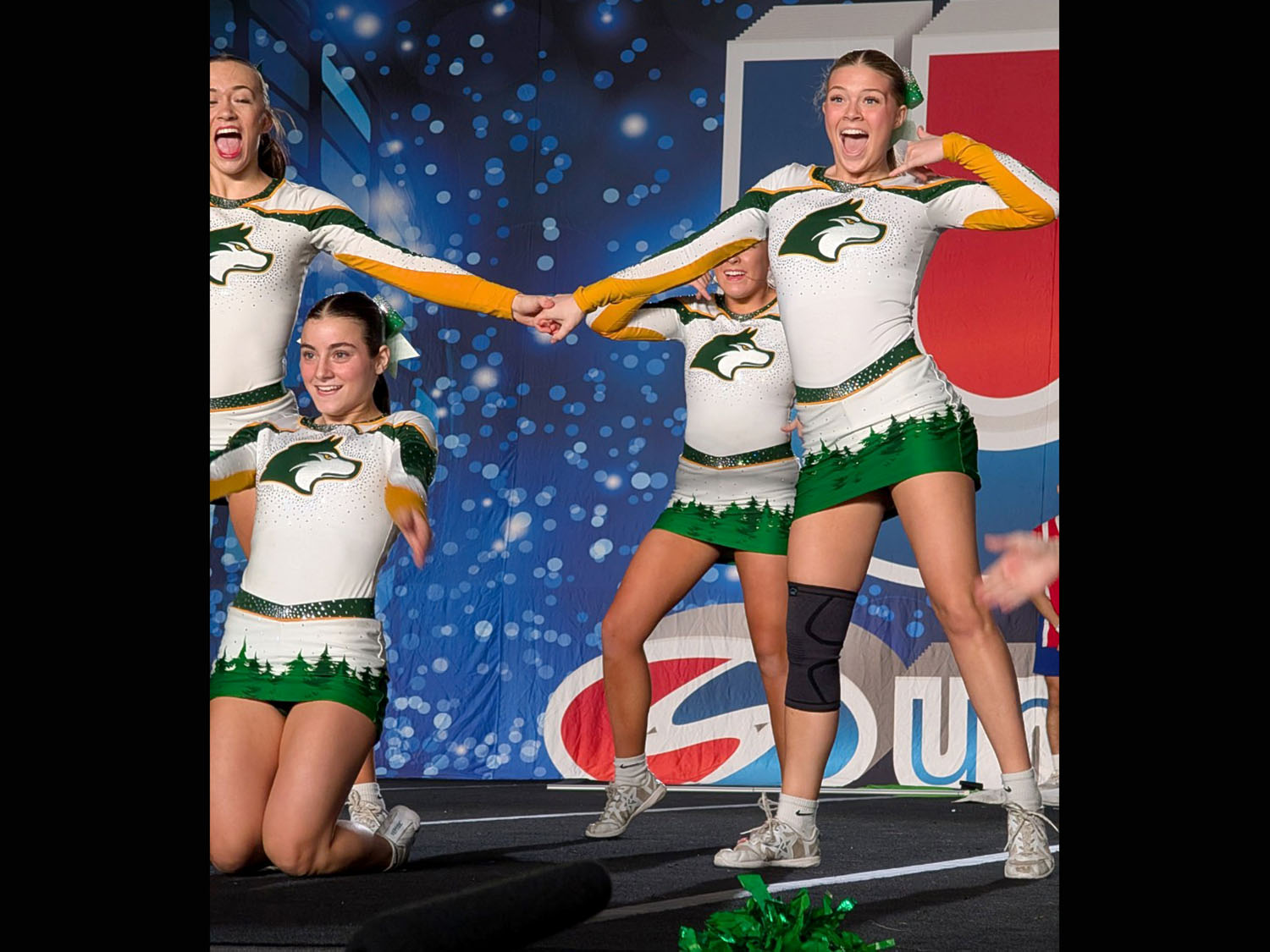 Sweet Home, Lebanon compete at national cheer competition - Lebanon Local