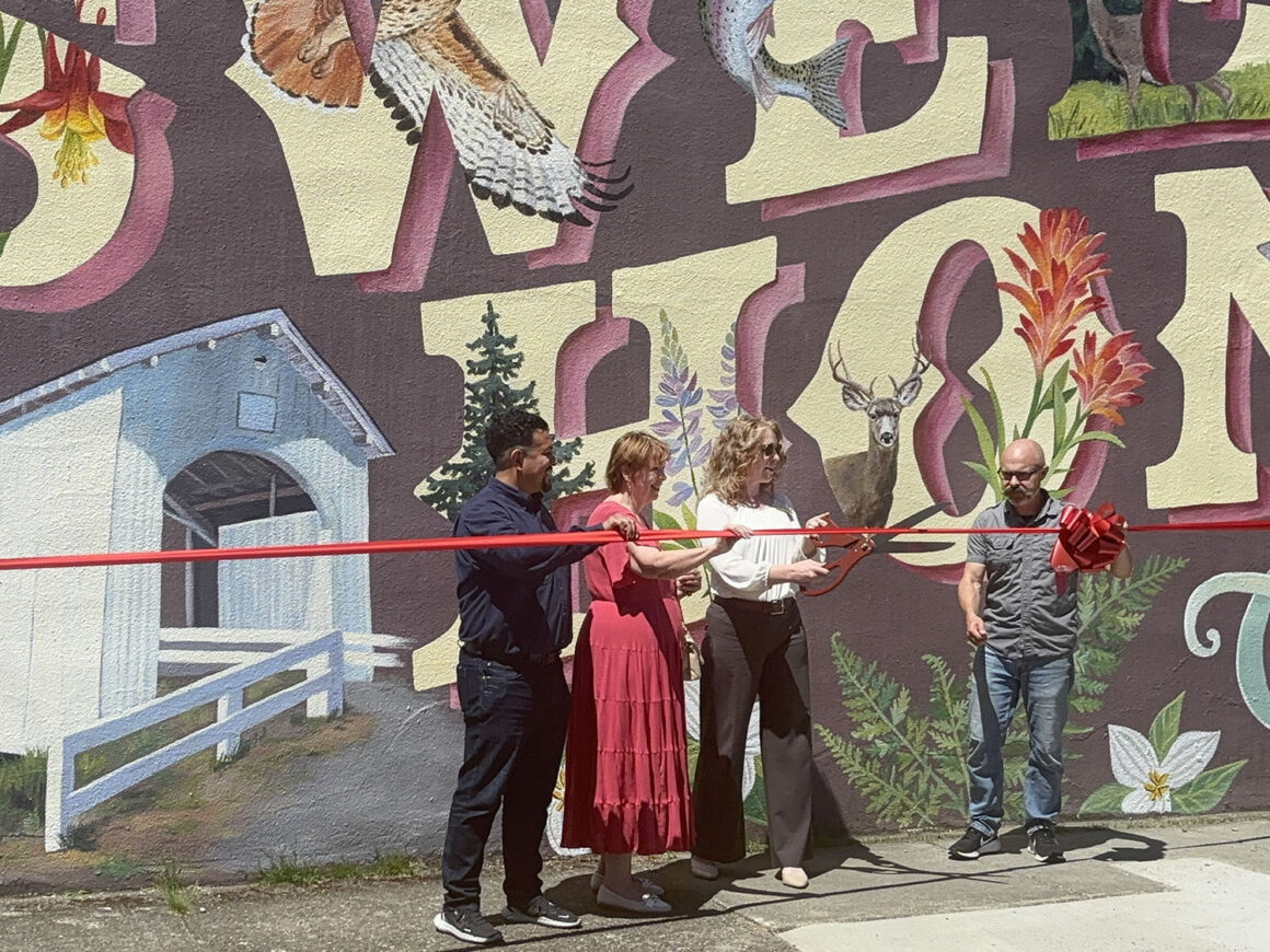 Sweet Home celebrates new downtown mural with ribbon-cutting ceremony ...
