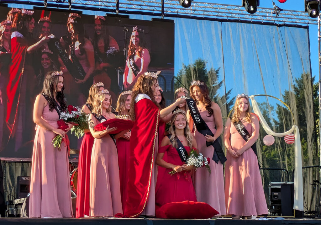 Lebanon kicks up heels at Strawberry Festival - Lebanon Local
